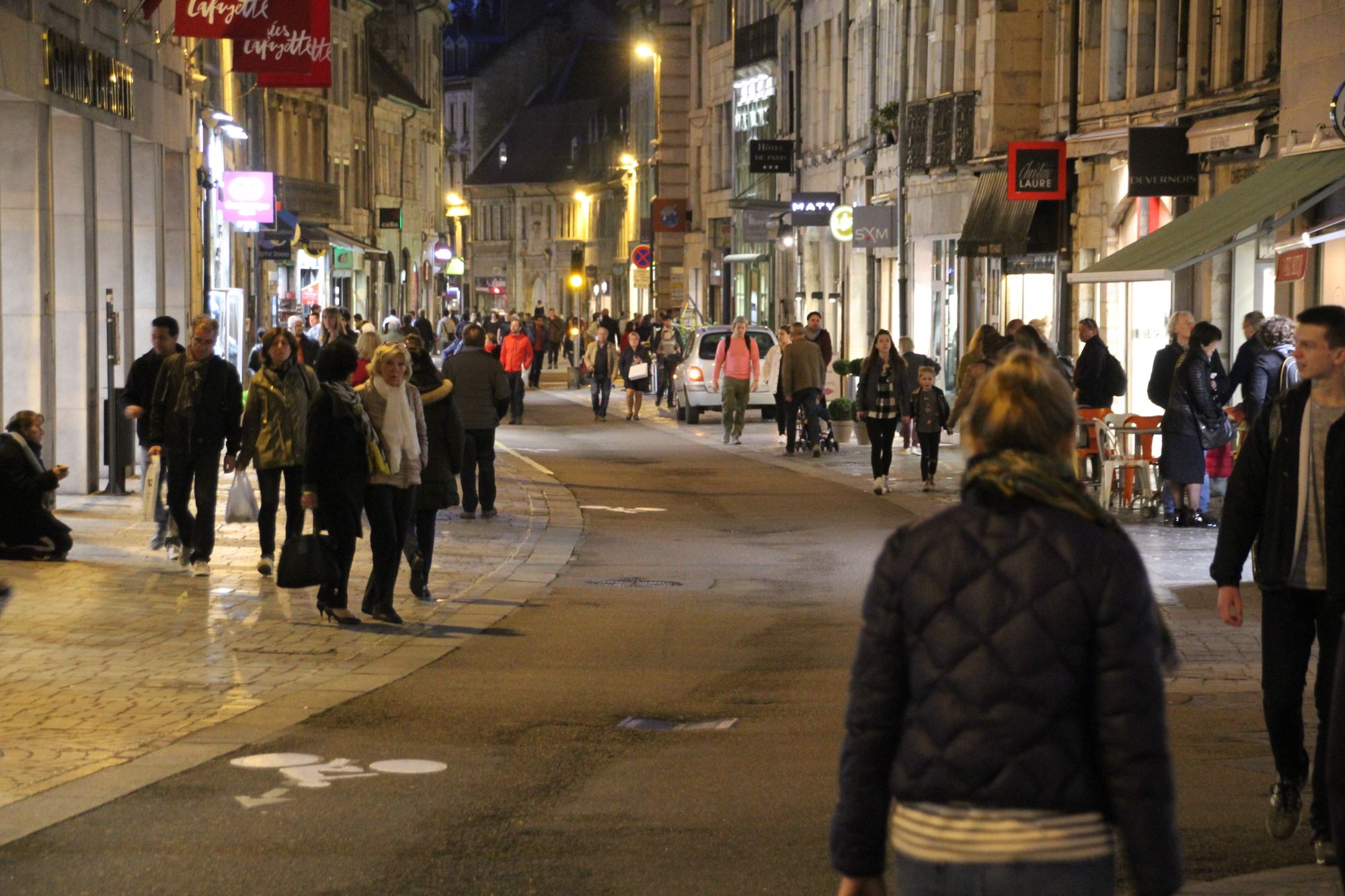 Commerce. Soutenez-les, guide pratique des magasins ouverts ou fermés ...